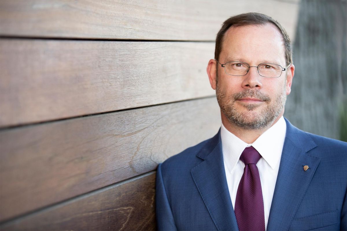 Top Los Angeles Divorce Attorney - Stephen L. Cawelti